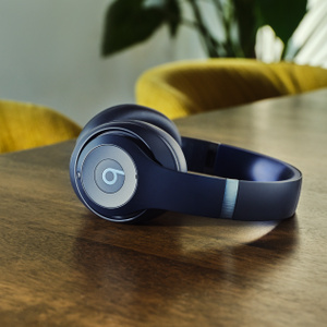 Beats Studio Pro Wireless Headphones — Navy - Apple